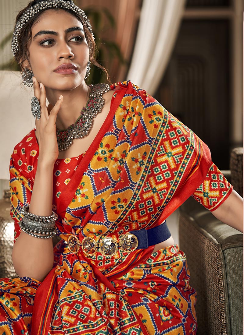 Purchase Patola sarees Online | Shop Patola Sarees Collection