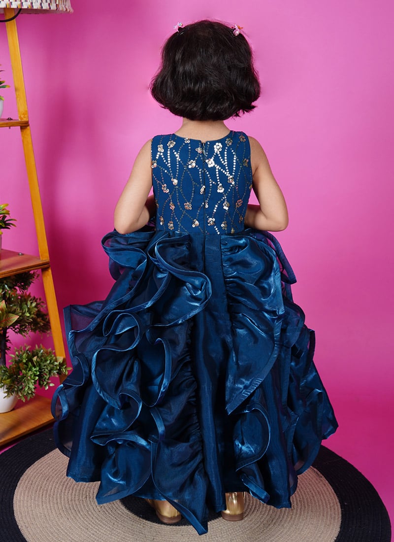 Beautiful Kids Dresses and Gowns | Trendy Collection