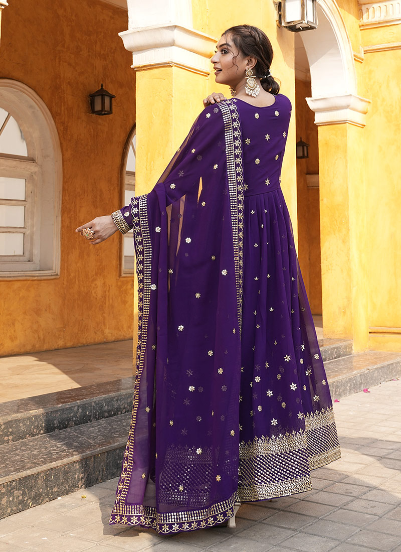 Latest Designer Indian Salwar Kameez Online In USA | Cbazaar