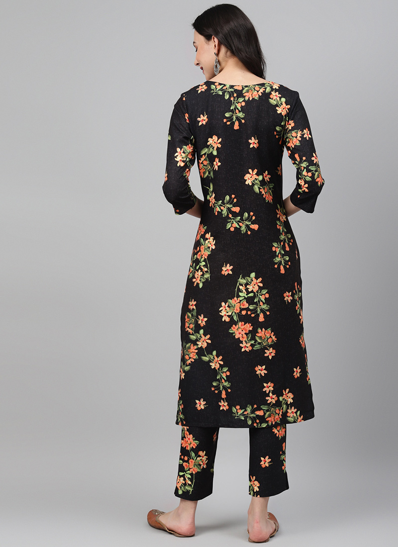 Shop Trendy Kurtis for Women Online | Indian Styles