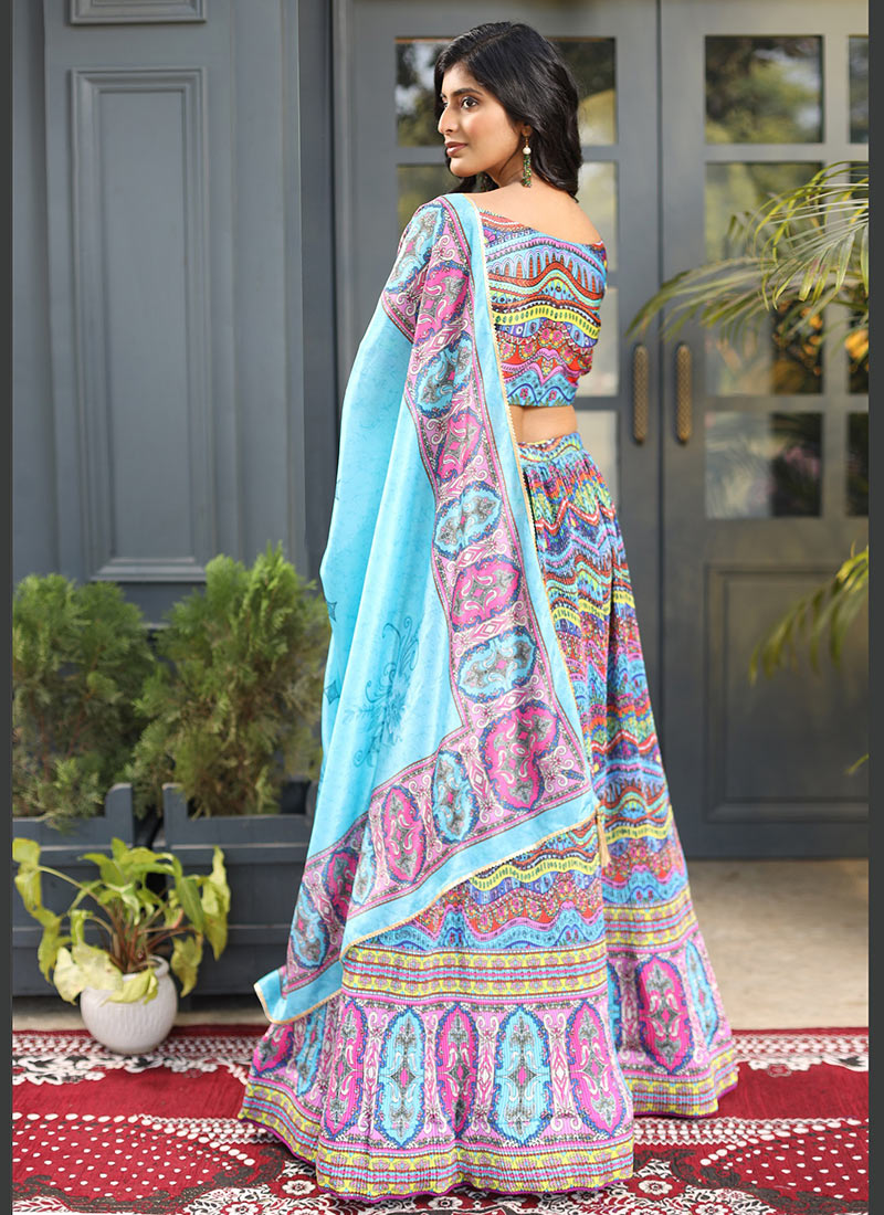 Holi Festival Traditional Dresses: Buy Holi Special Dress For Women