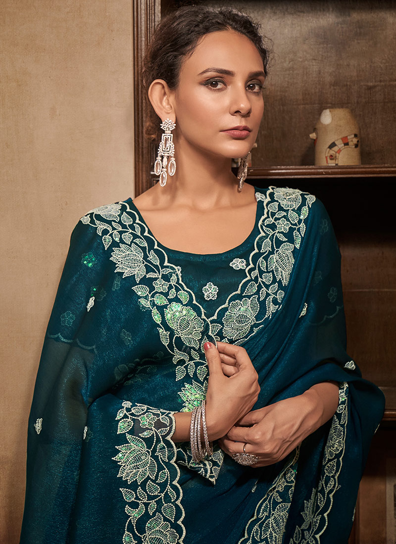 Buy Indian Ethnic Wear Chic Indian Ethnic Wear | Online Chic Clothes ...