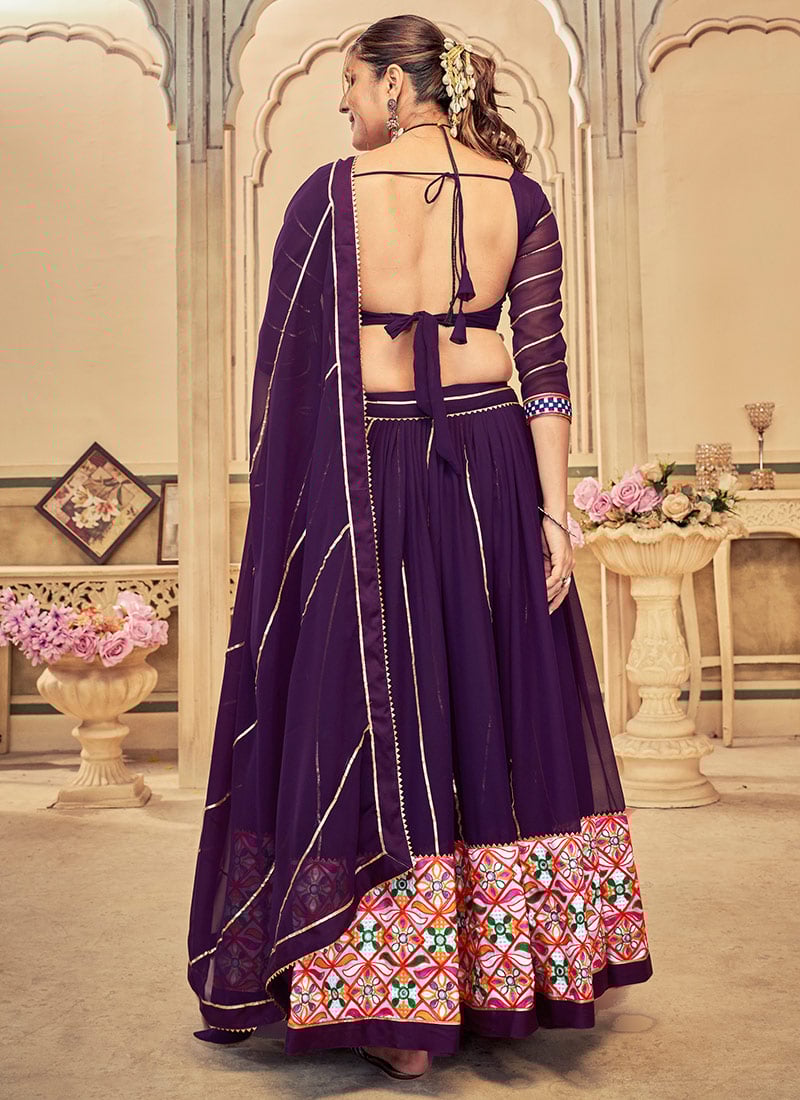 Shop Latest Navratri Chaniya Choli Online In United Kingdom