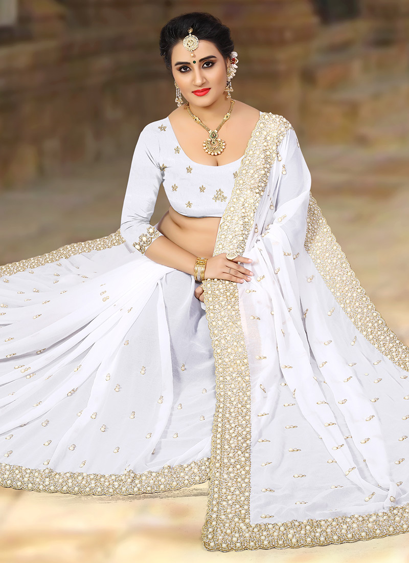 White Sarees: Buy Latest White Sarees Online Shopping - Cbazaar
