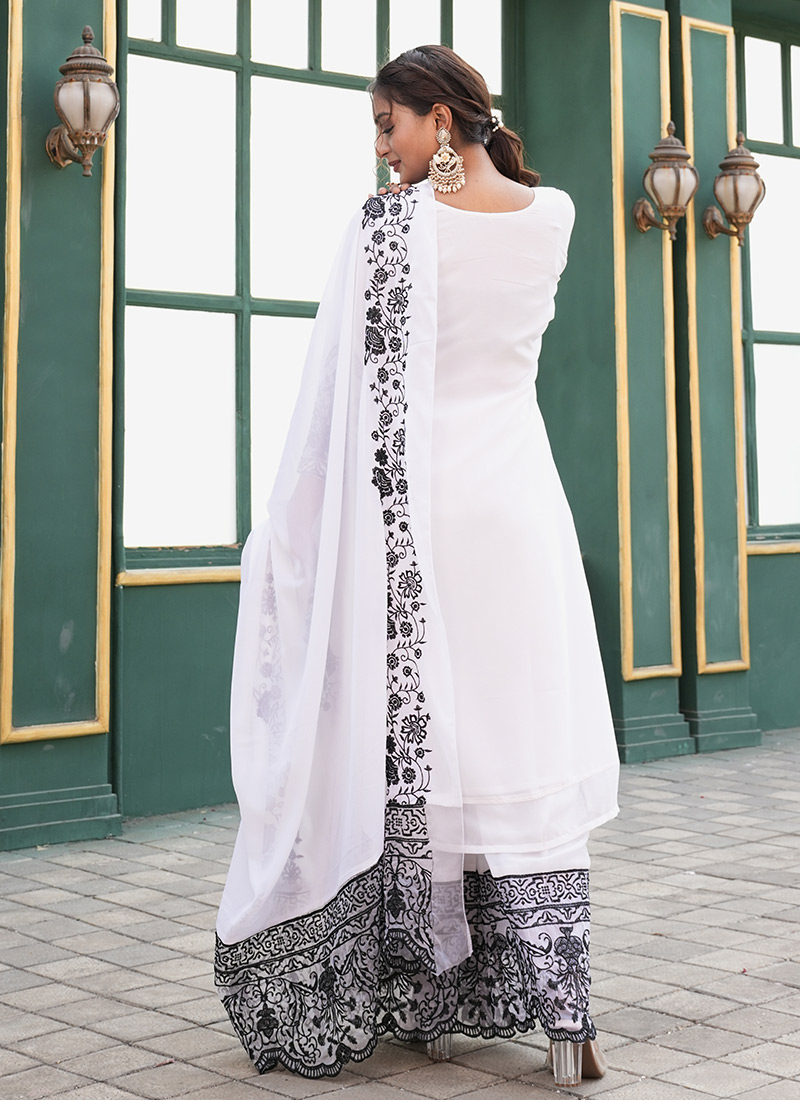 Shop Latest White Salwar Kameez Designs Online At Cbazaar