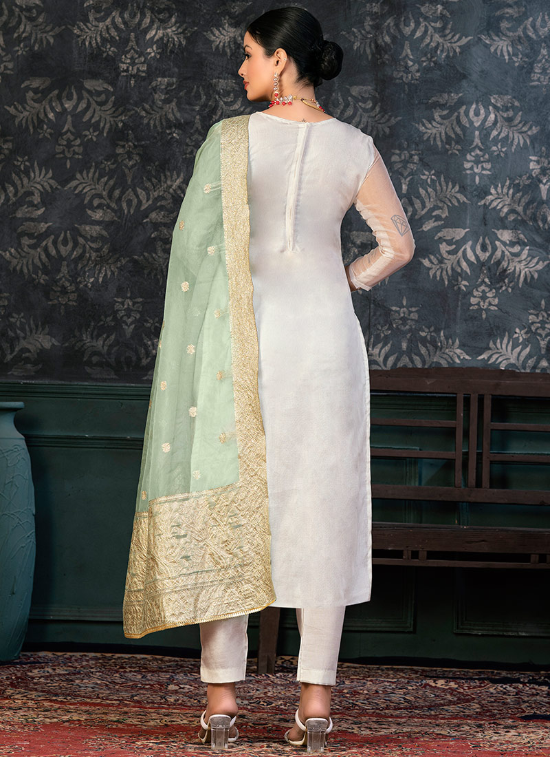 White Salwar Kameez: Latest White Salwar Kameez Designs Online