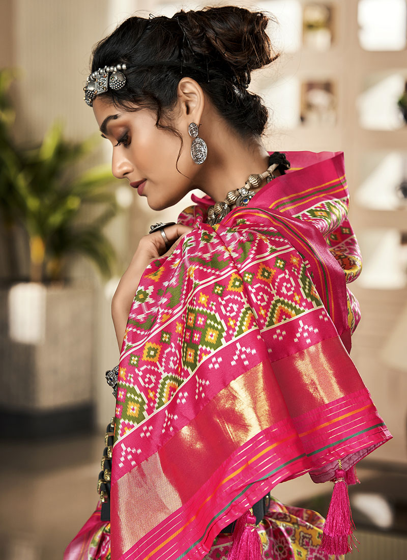 Purchase Patola sarees Online | Shop Patola Sarees Collection