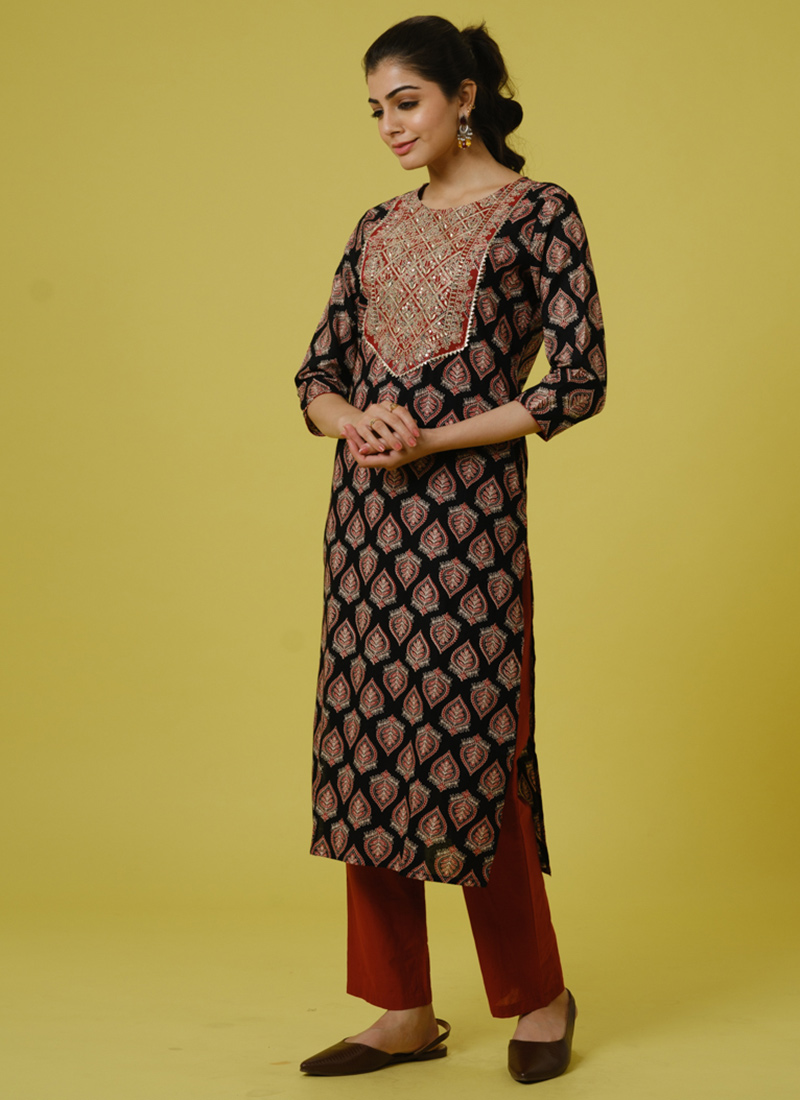 Latest Printed Kurta Sets For Women | Buy Printed Kurta Sets Designs