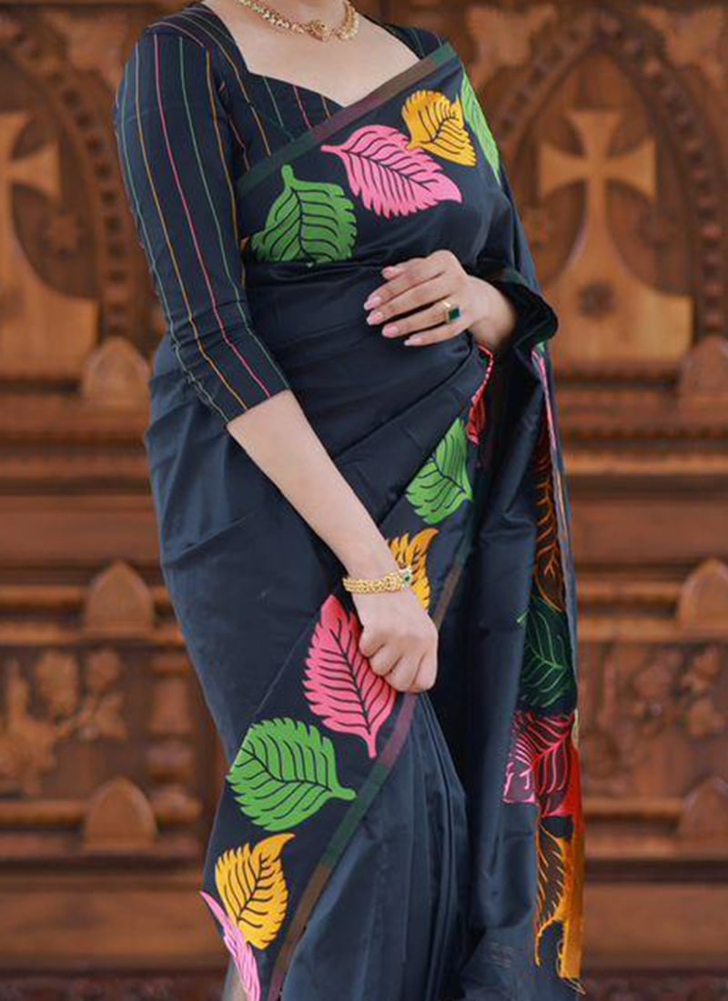 Black Sarees: Latest Black Sarees Designs For Women