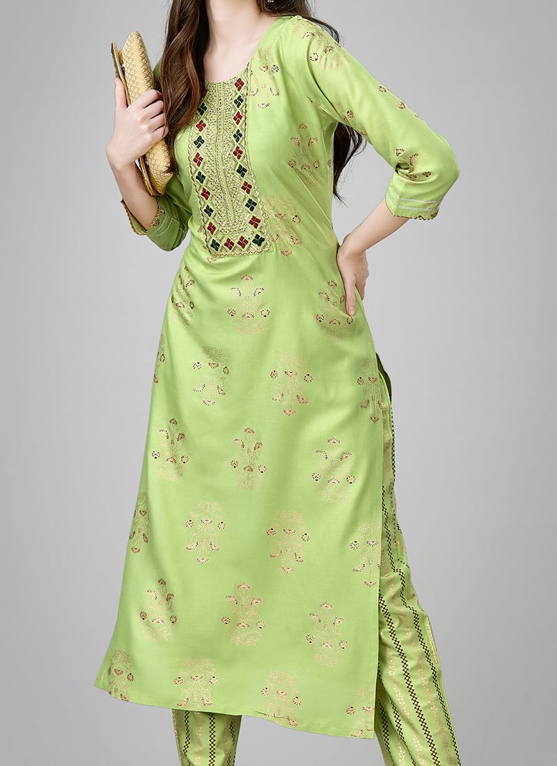 Latest Printed Kurta Sets For Women | Buy Printed Kurta Sets Designs