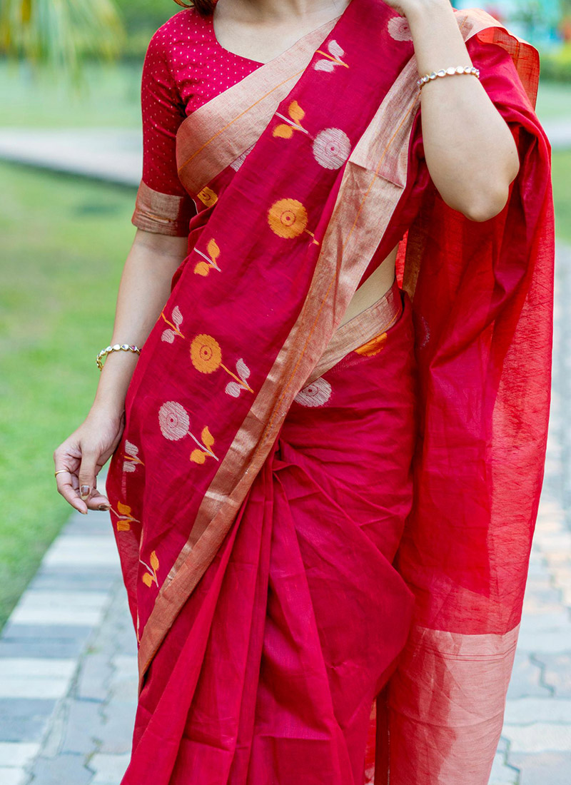 Buy Latest Red Sarees Designs Online Shopping