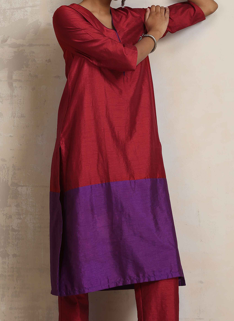 Buy Latest Red Kurta Sets Online at Cbazaar