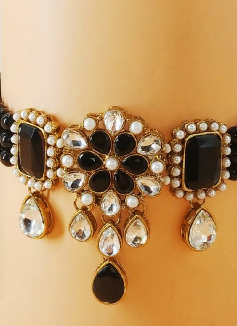 Shop Tricolored Choker Set Online at Best Price | Cbazaar