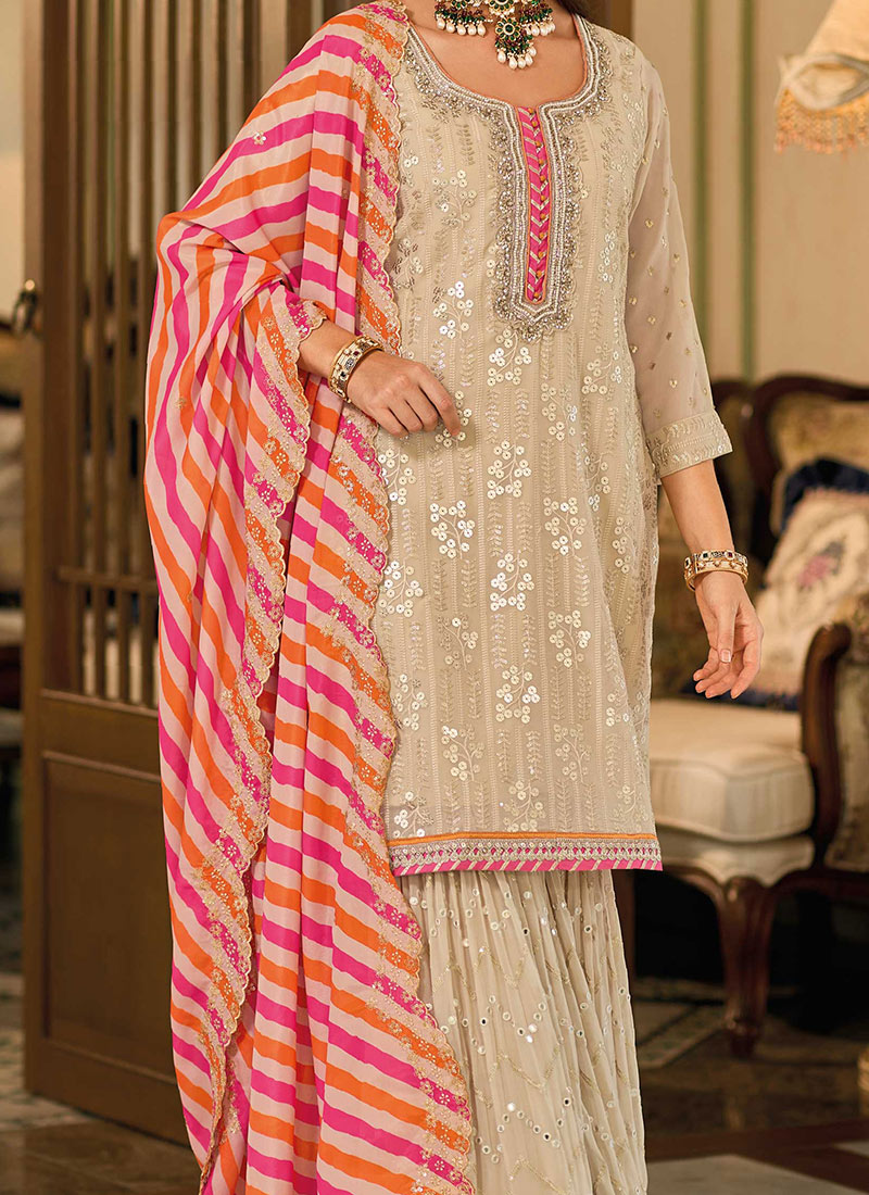 Pakistani Suits - Latest Pakistani Salwar Kameez Suits Online