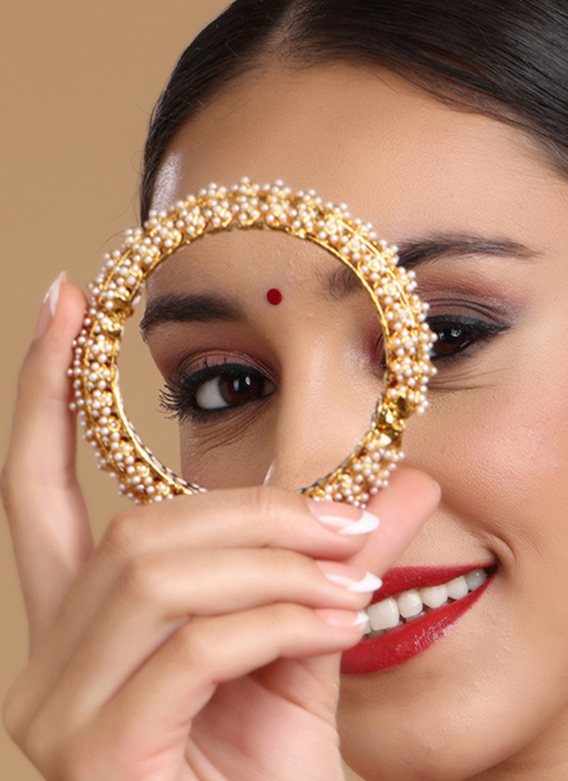 Stunning Hand Jewellery Collection