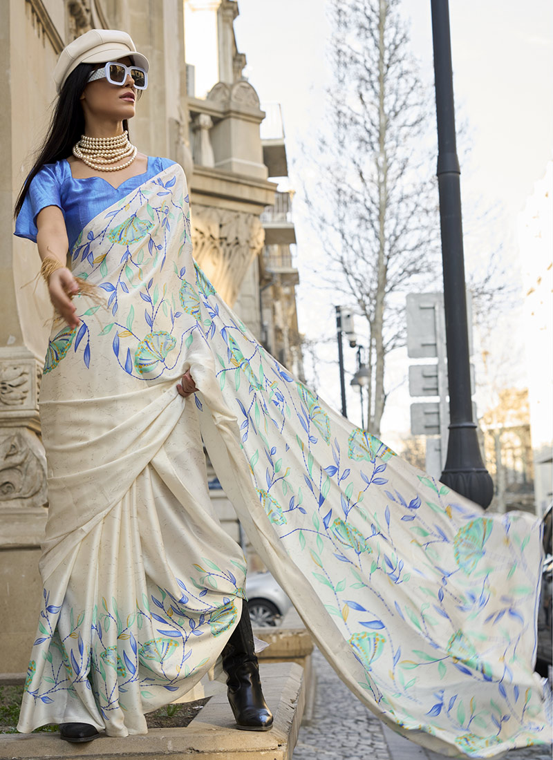 White Sarees: Buy Latest White Sarees Online Shopping - Cbazaar