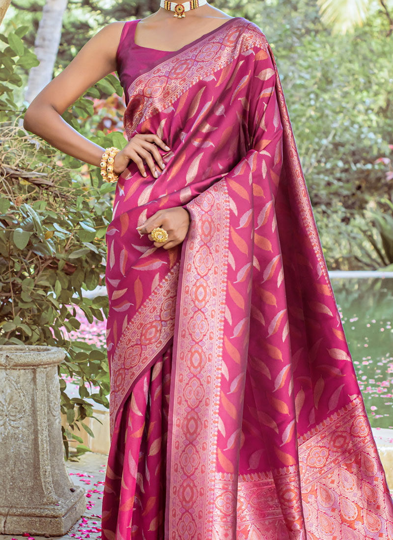 Shop Wine Silk Zari Woven Saree Festive Wear Online at Best Price | Cbazaar