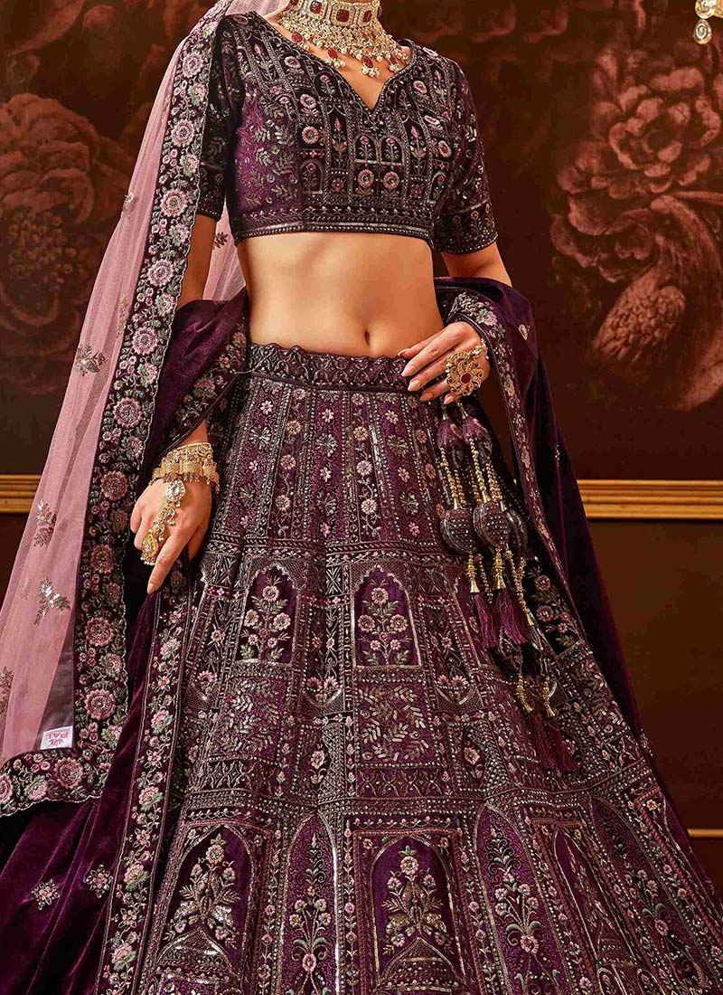 Hand Work Lehengas: Latest Hand Work Lehengas Online Collection