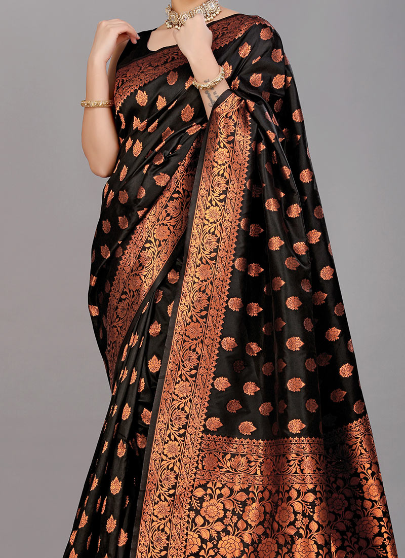 Black Sarees: Latest Black Sarees Designs For Women