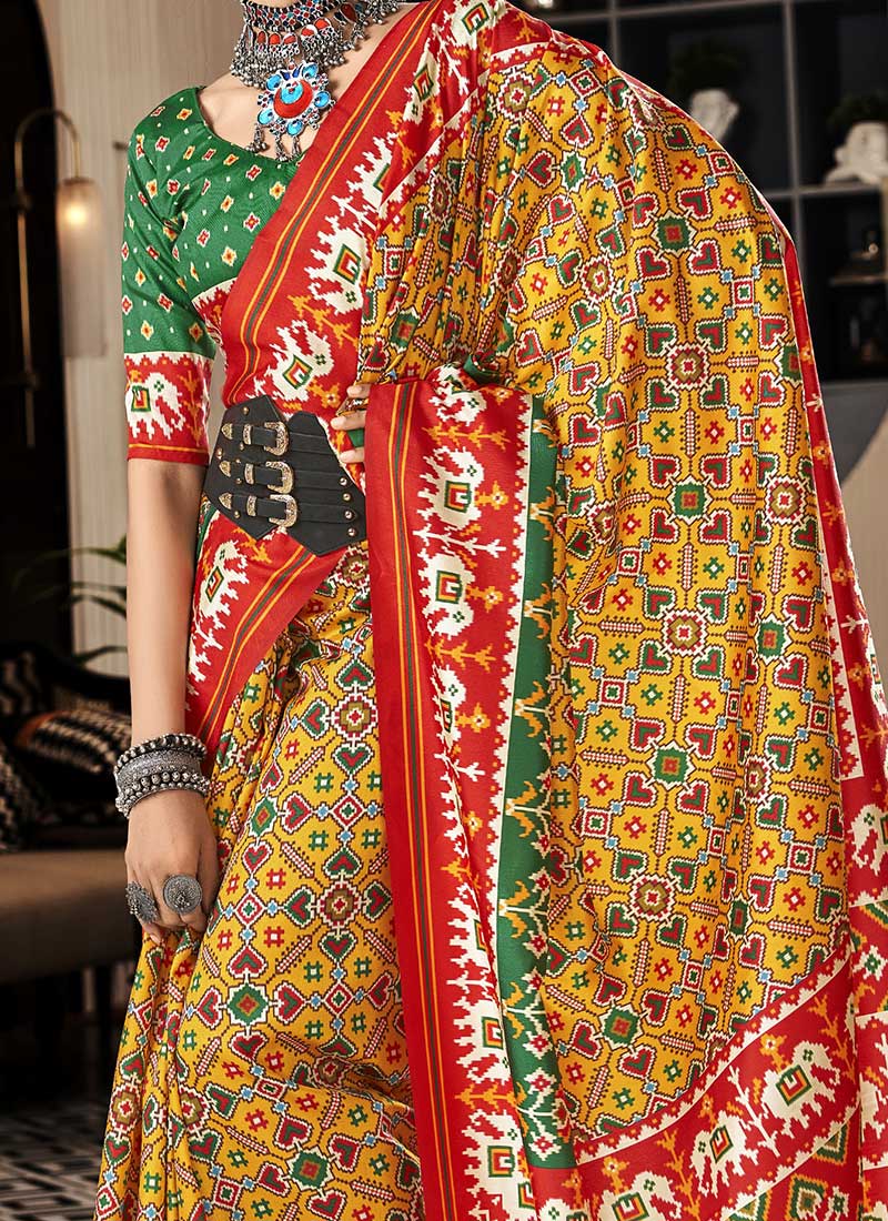 Purchase Patola sarees Online | Shop Patola Sarees Collection