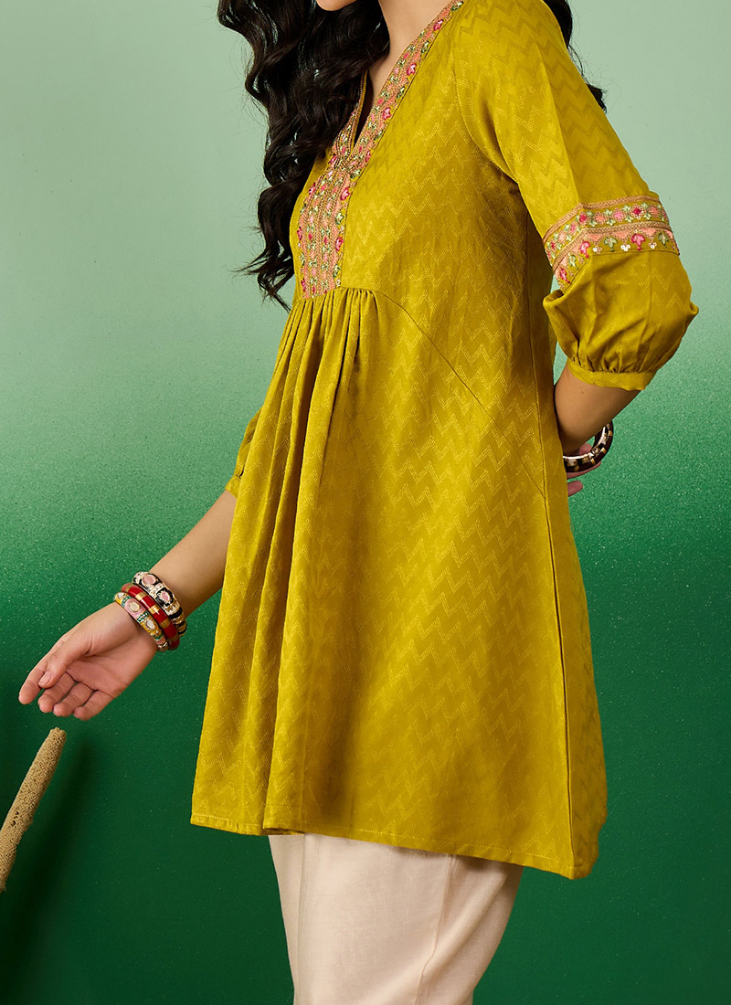 Buy Tunic Tops for Women | Latest Tops and Tunics Collection
