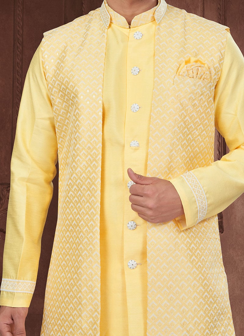 Latest Haldi dresses For Bride Online Shopping