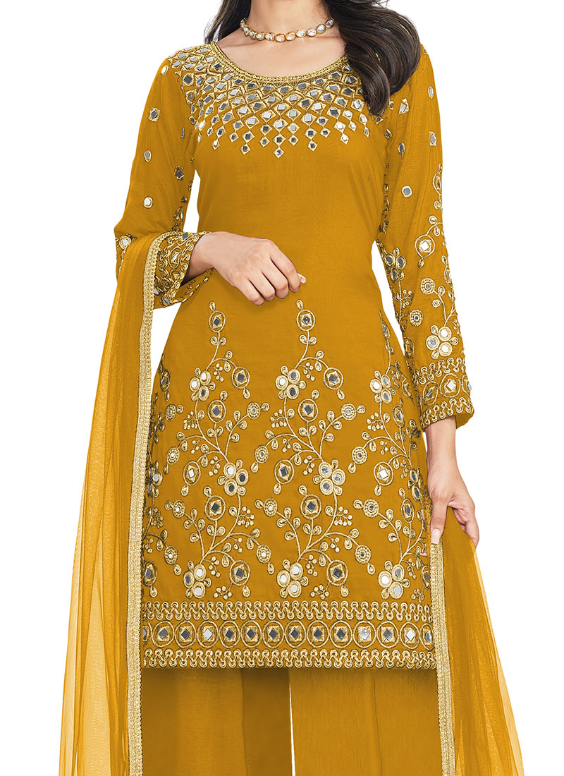 Holi Festival Traditional Dresses: Buy Holi Special Dress For Women